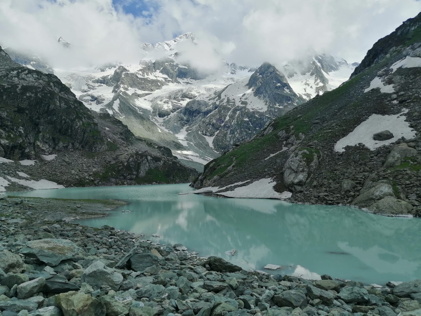 Tulian Lake Trek – Budget Trek Kashmir